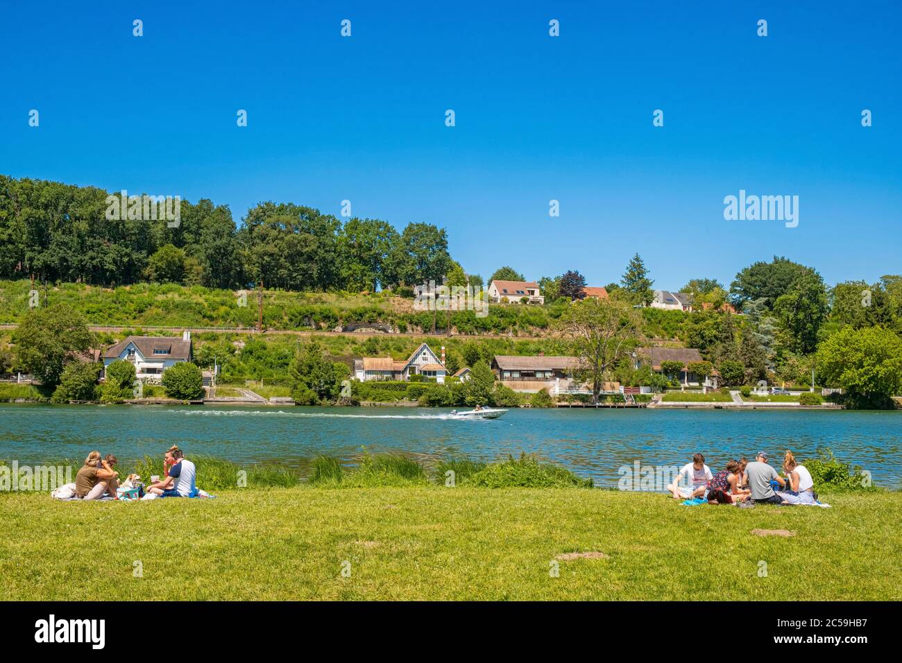 Seine port marne hi-res stock photography and images - Alamy