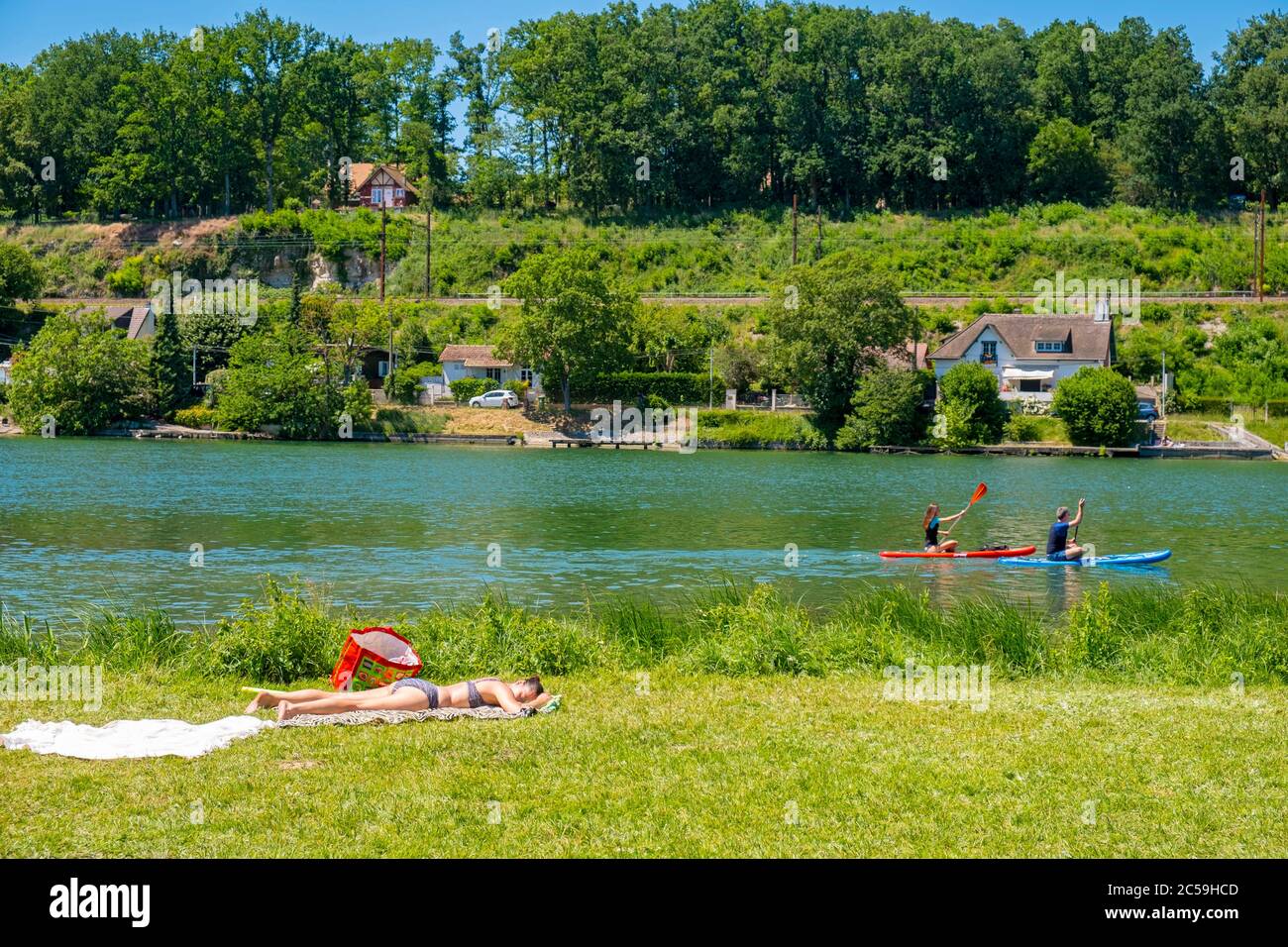 France, Seine et Marne, Seine Port, the beach by the Seine Stock Photo ...