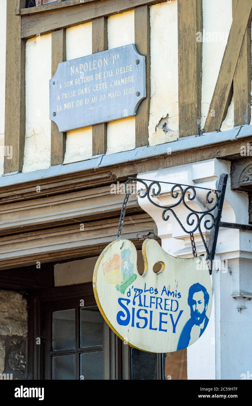 Napoleon house sign hi-res stock photography and images - Alamy