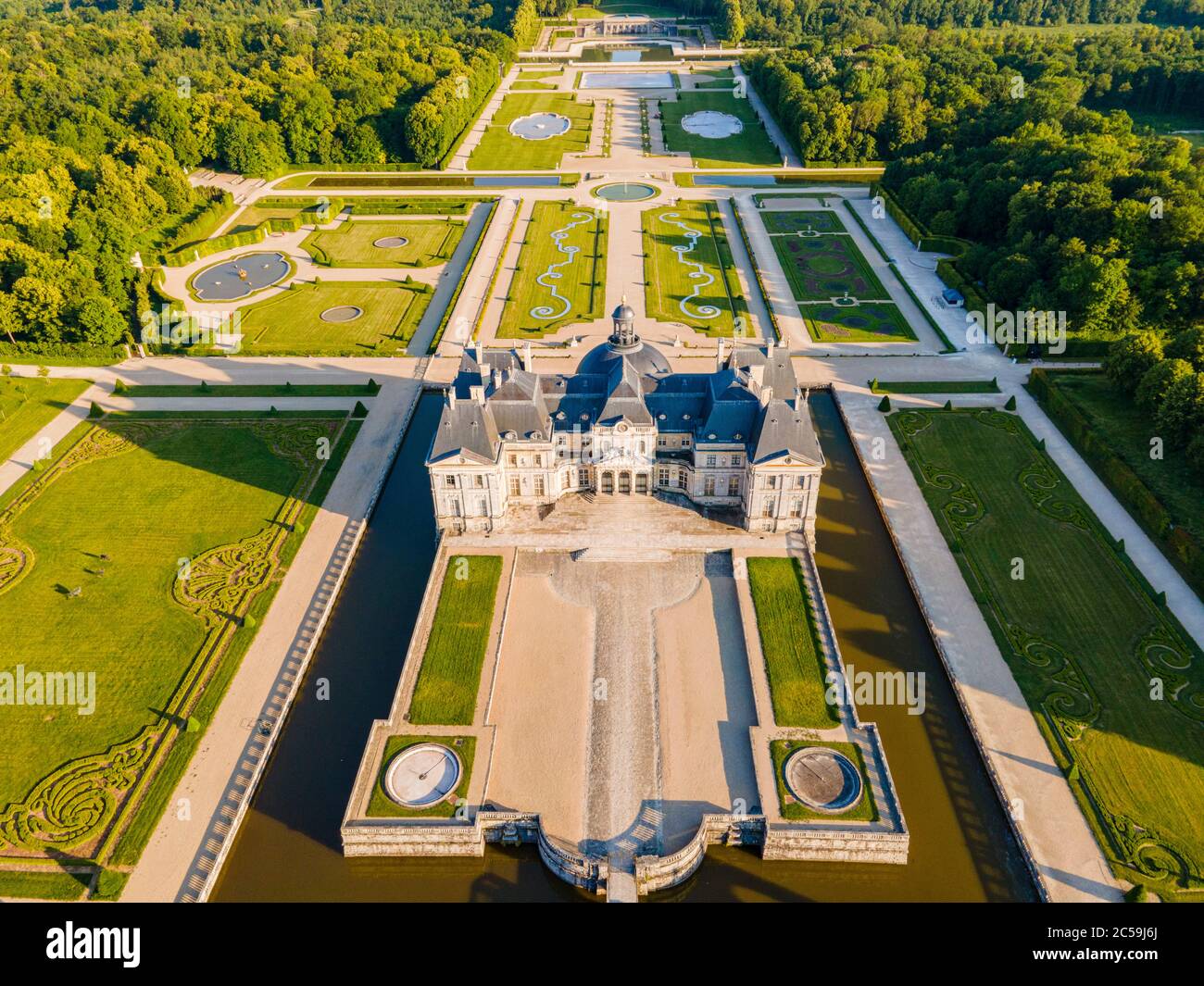 France chateau de vaux le vicomte view gardens hi-res stock photography ...
