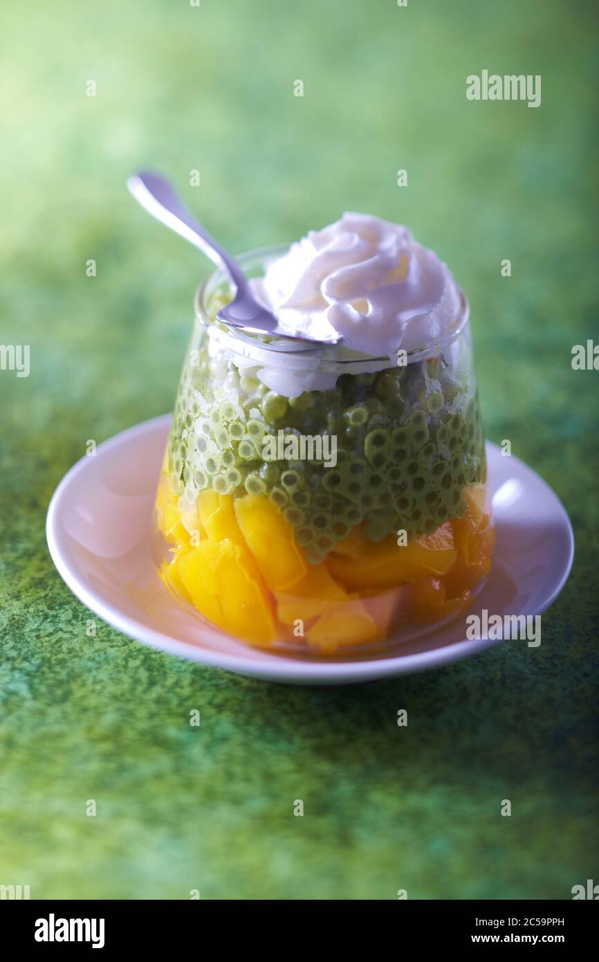 Tapioca mango green tea Stock Photo - Alamy