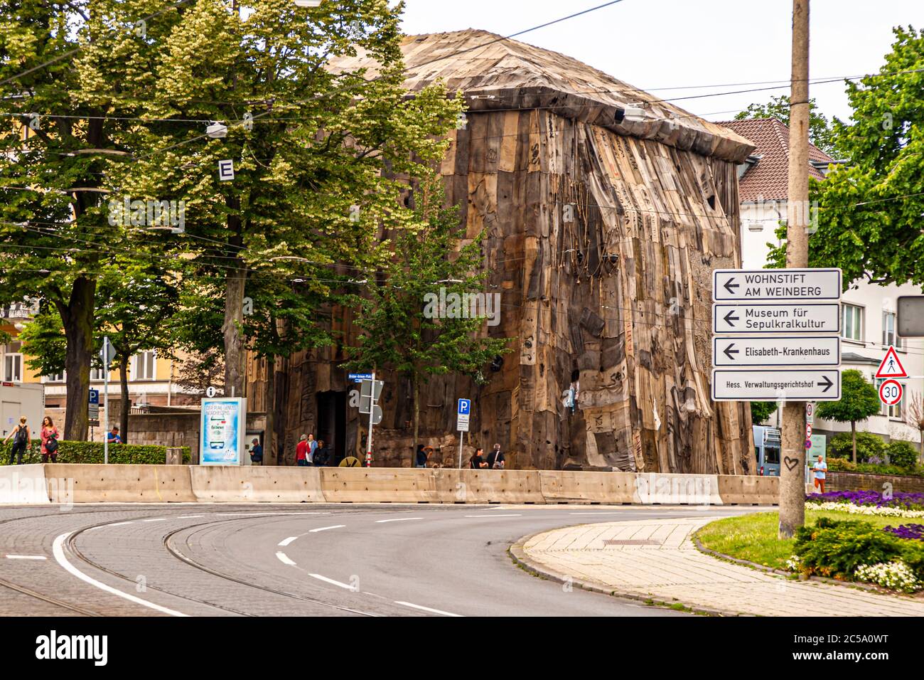 Gate guards hi-res stock photography and images - Alamy