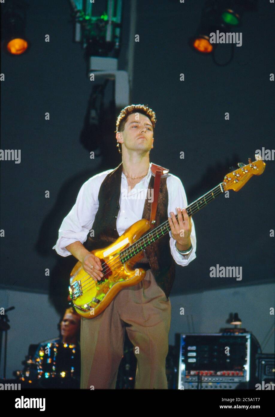 U2 concert 1986 hi-res stock photography and images - Alamy