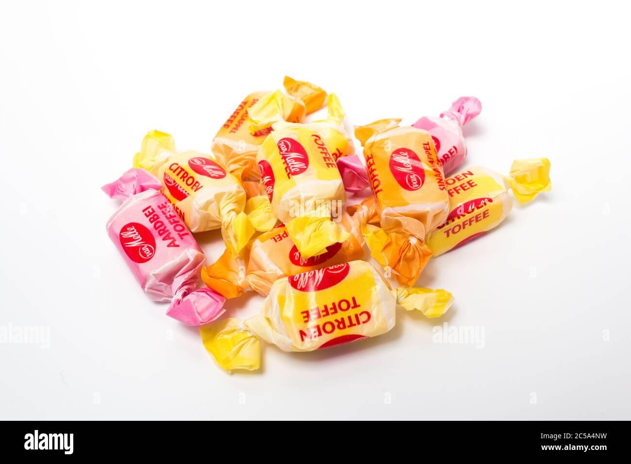 Toffee sweets hi-res stock photography and images - Alamy