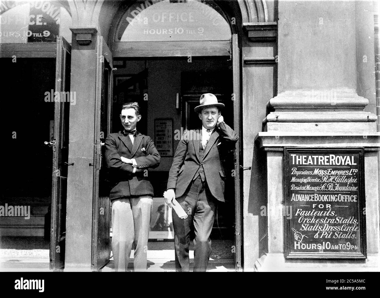 Jack and claude hulbert hi-res stock photography and images - Alamy