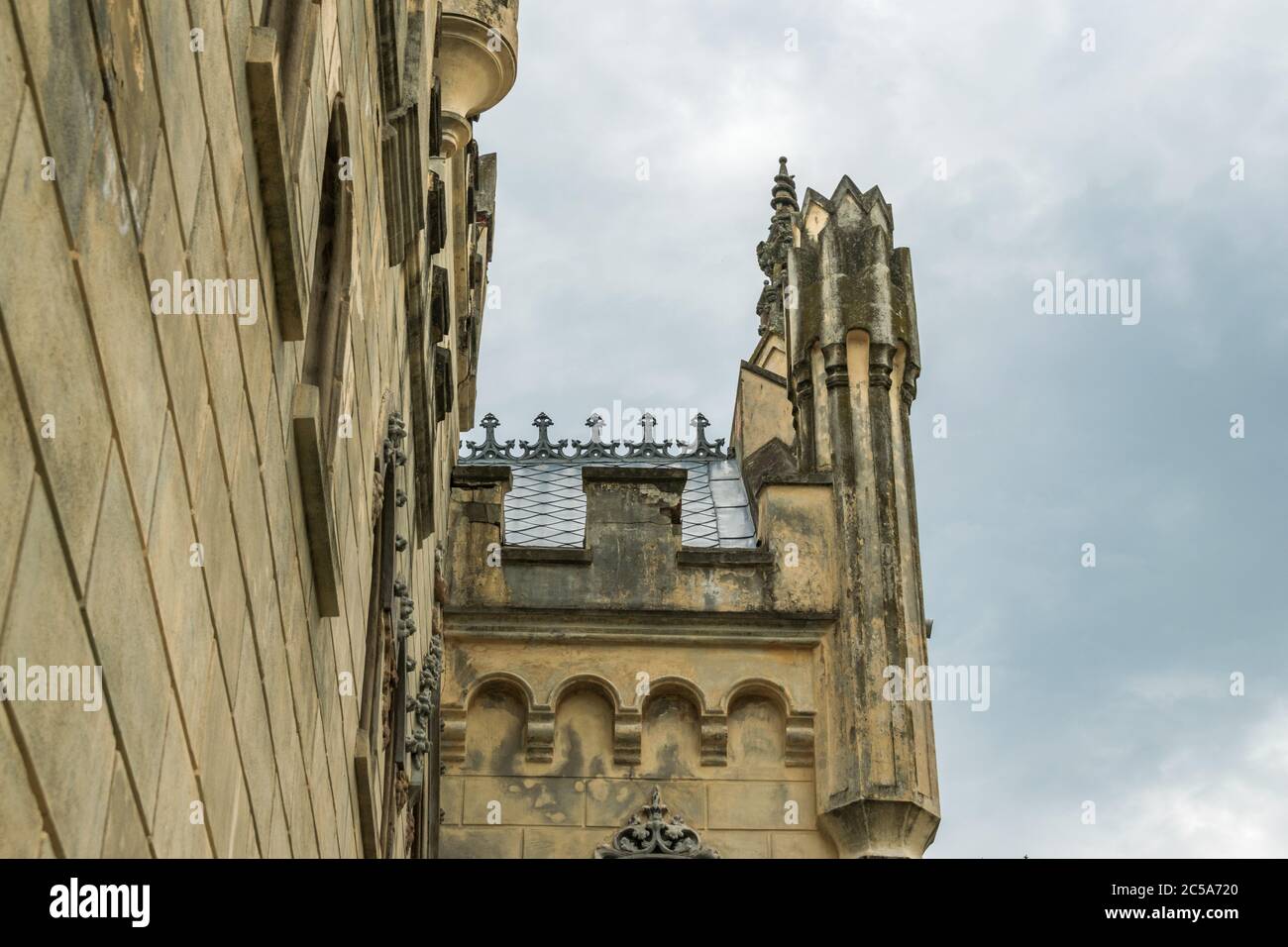 The walls of Sturza castle in Miclauseni, Romania Stock Photo - Alamy