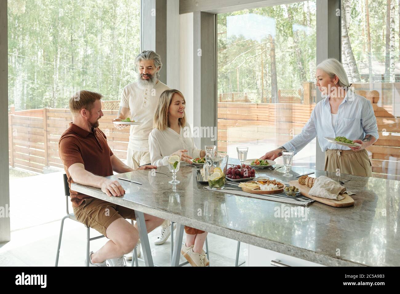 Parents daughter dining room hi-res stock photography and images - Alamy