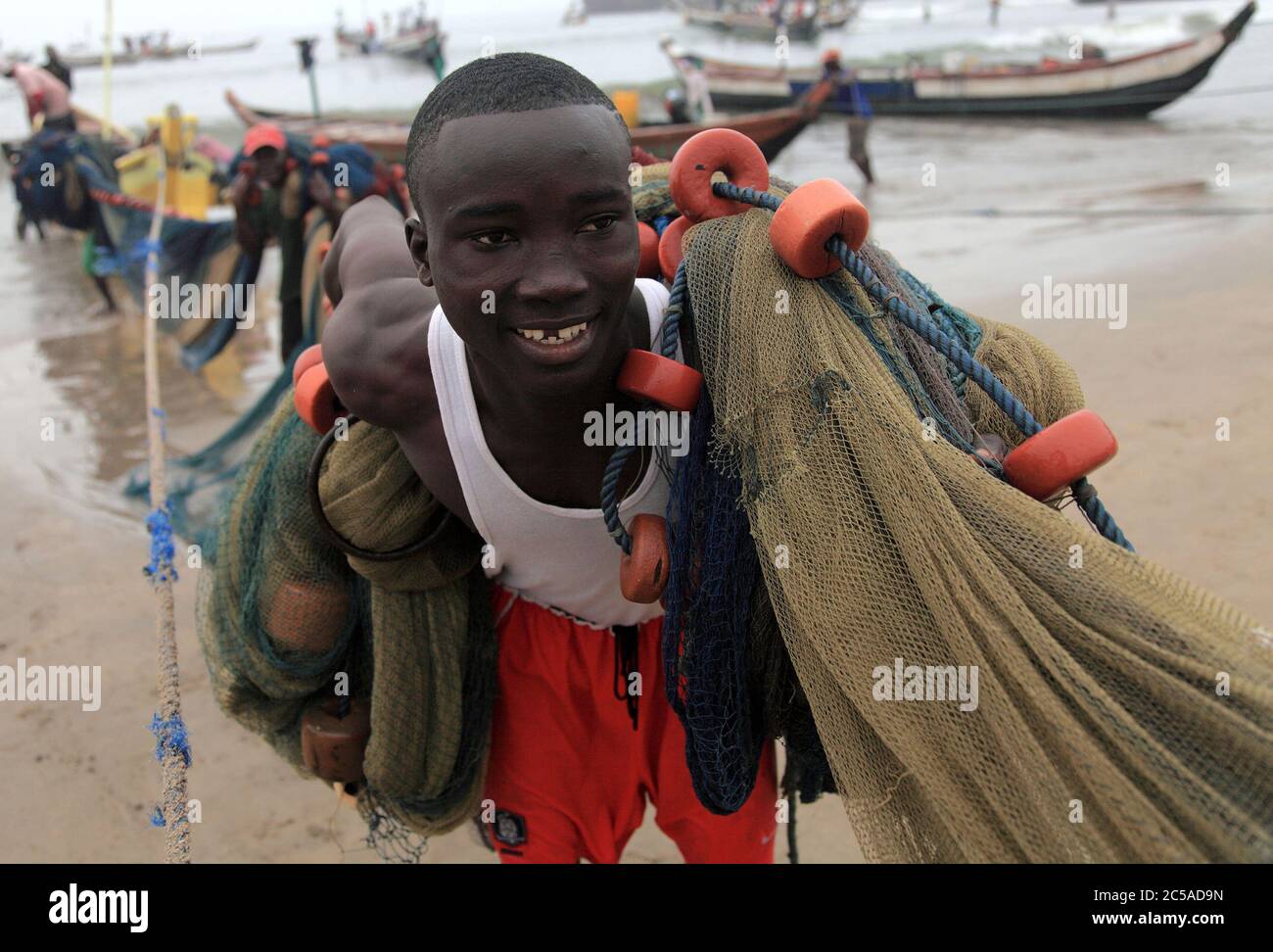 Fisheries west africa hi-res stock photography and images - Alamy
