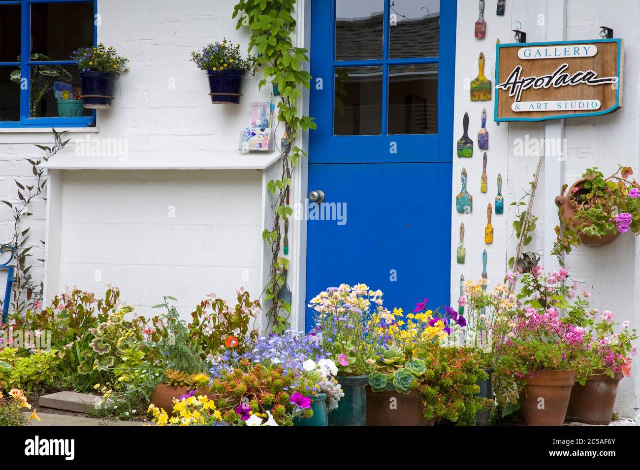 California carmel art gallery hi-res stock photography and images - Alamy
