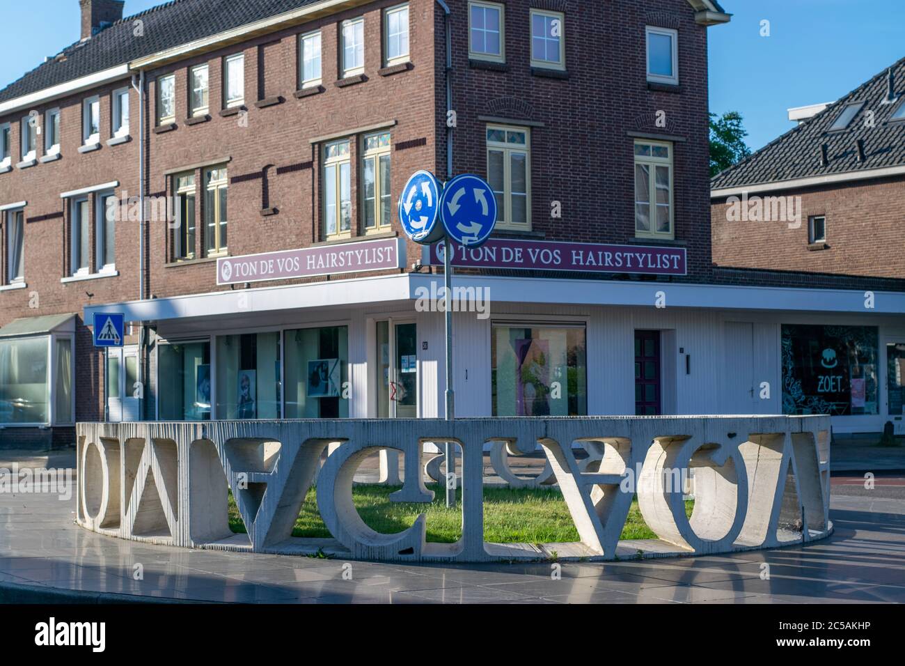 Nijmegen, Gelderland 21 may 2020: A Dutch Roundabout in Nijmegen the ...