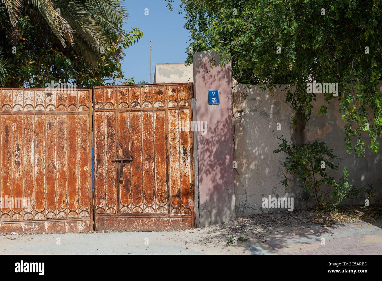 Metal house gates Qatar Stock Photo - Alamy