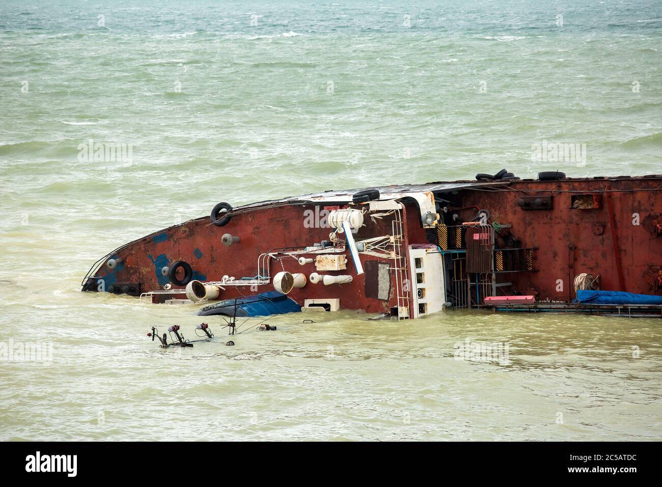 Sunken tanker ship in sea hi-res stock photography and images - Alamy