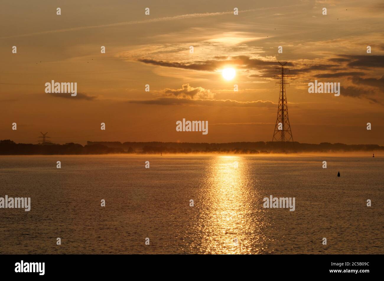 Elbekreuzung 1 hi-res stock photography and images - Alamy
