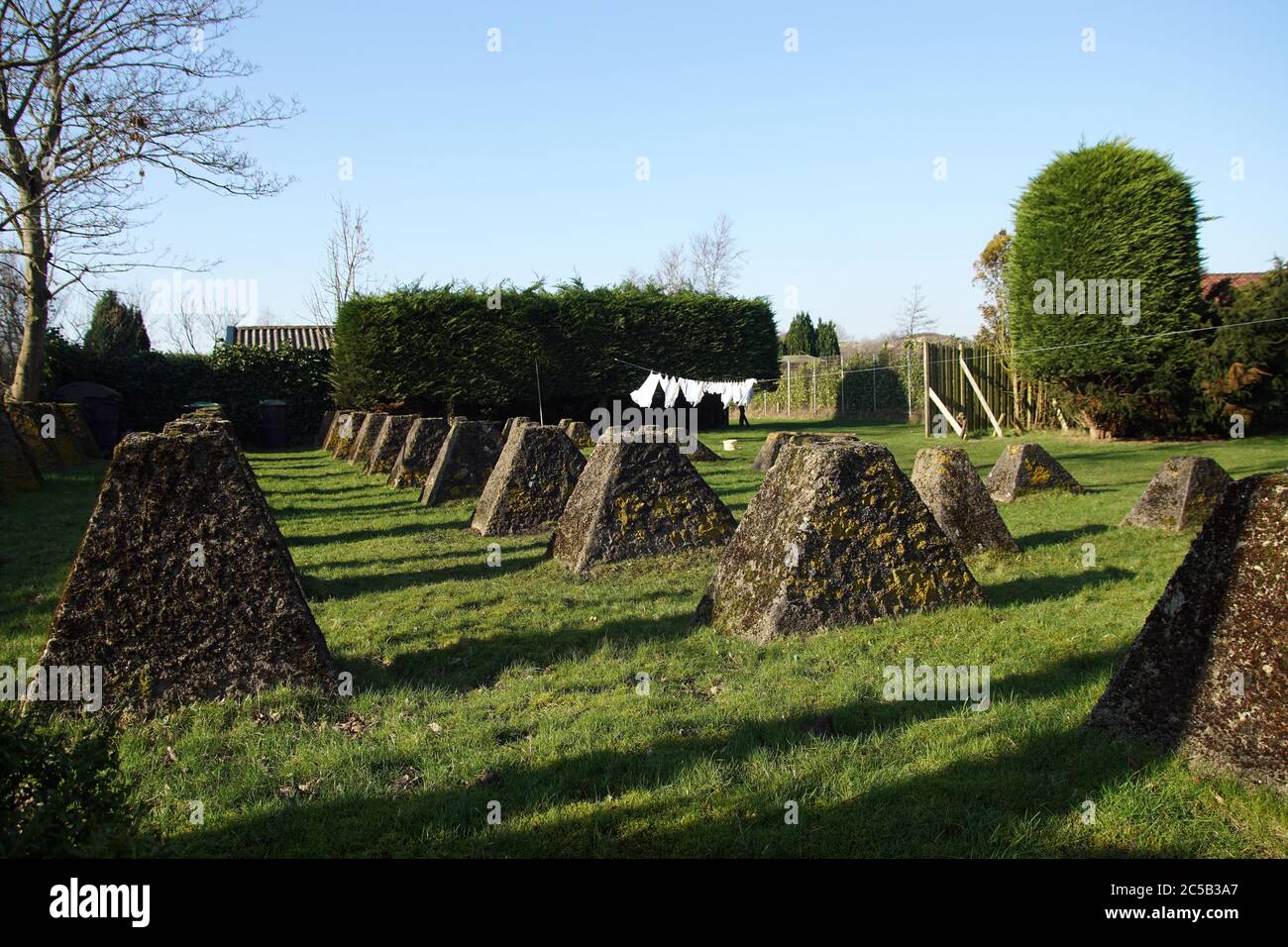 World war tank pyramid hi-res stock photography and images - Alamy