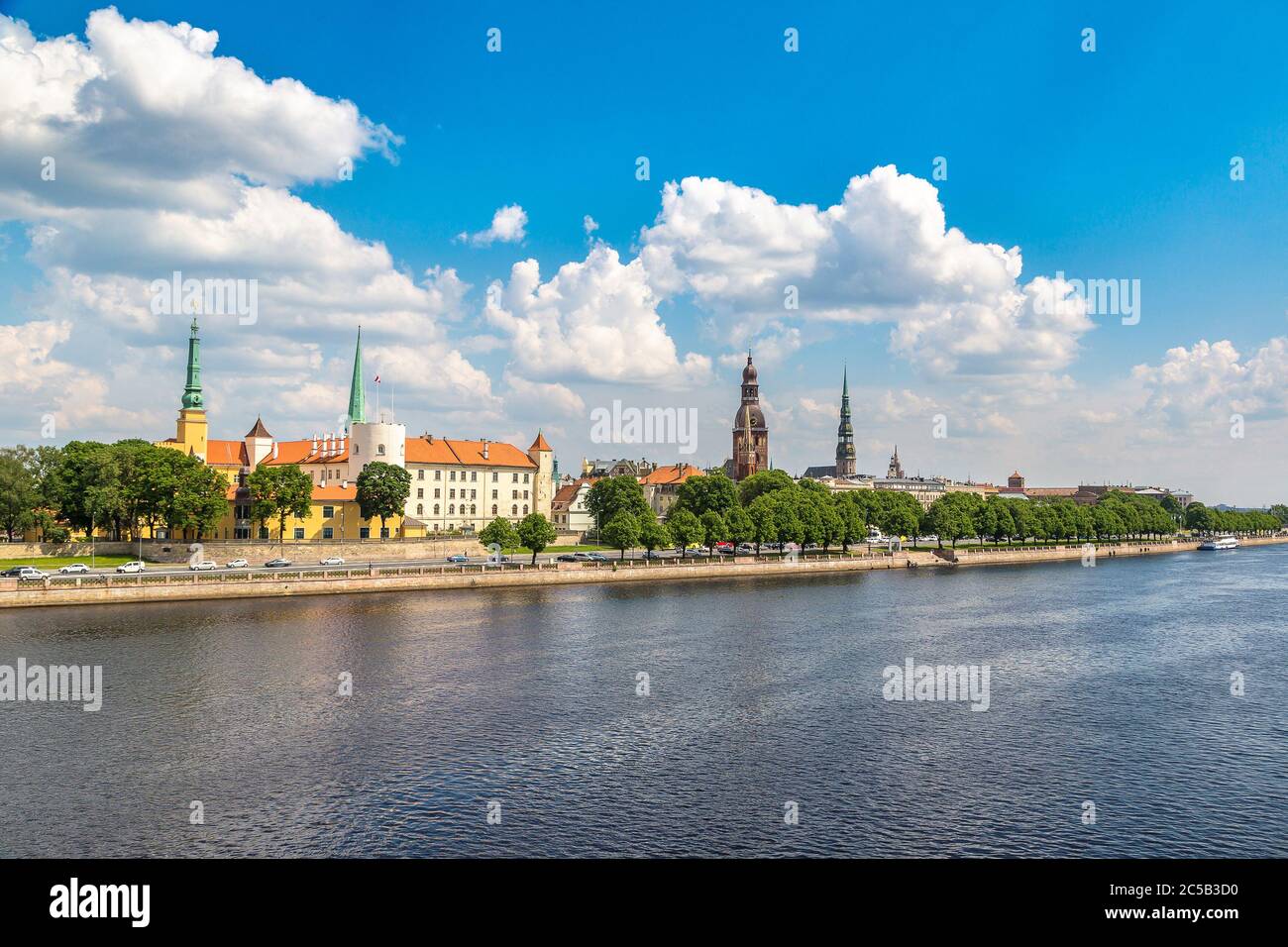 Panoramic view of old town in Riga in a beautiful summer day, Latvia ...