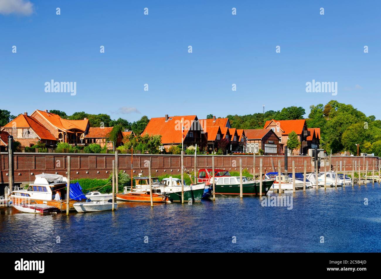 Hitzacker (Elbe): harbour and installation for flood control, Lüchow ...