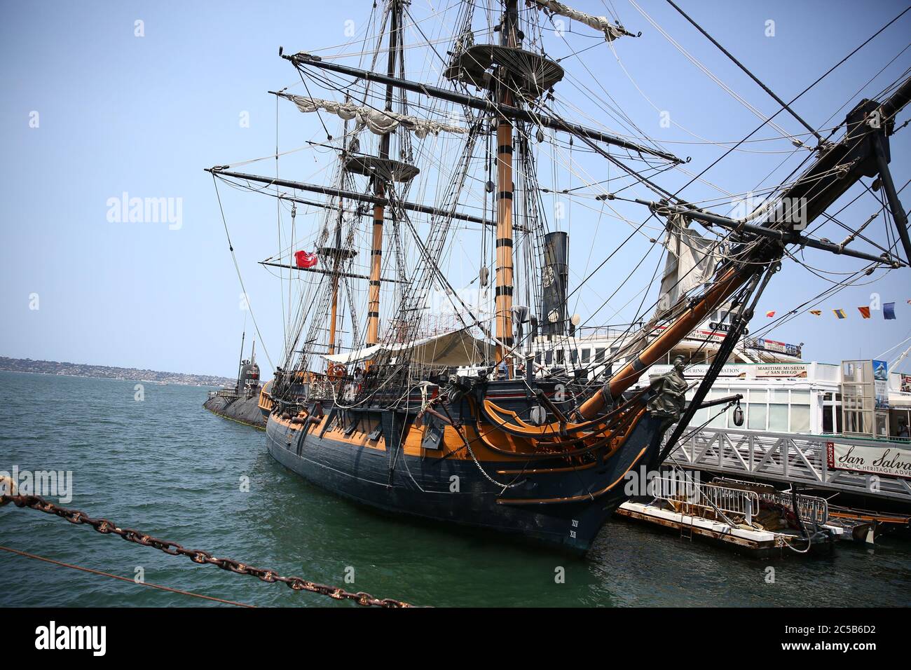 Uss providence hi-res stock photography and images - Alamy