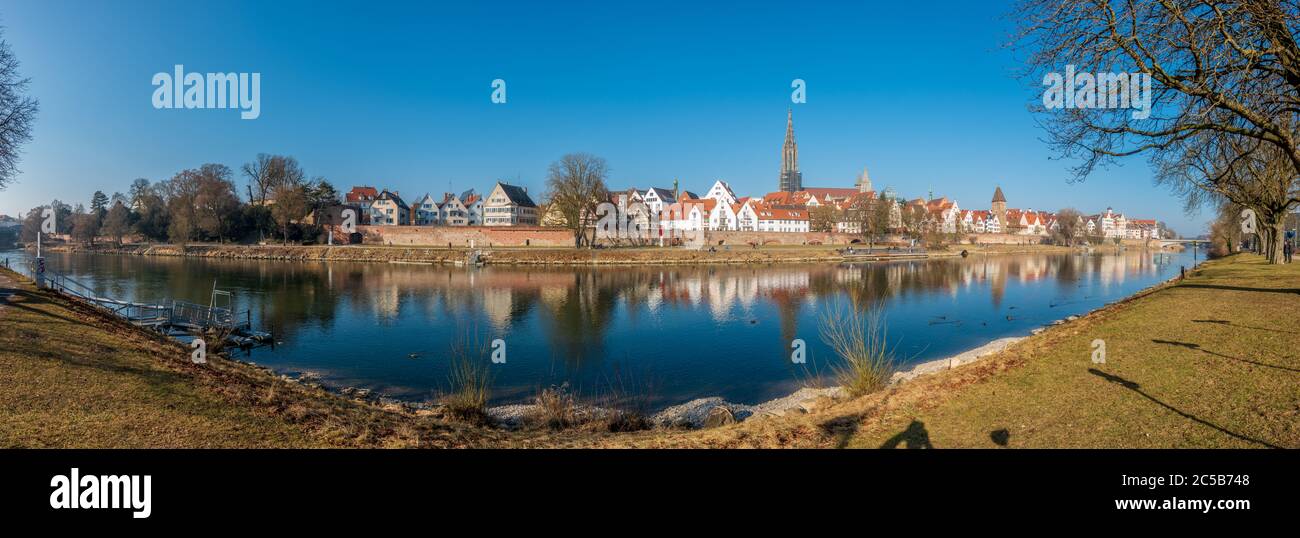 Panoramic picture of the famous cathedral in the German city of Ulm ...