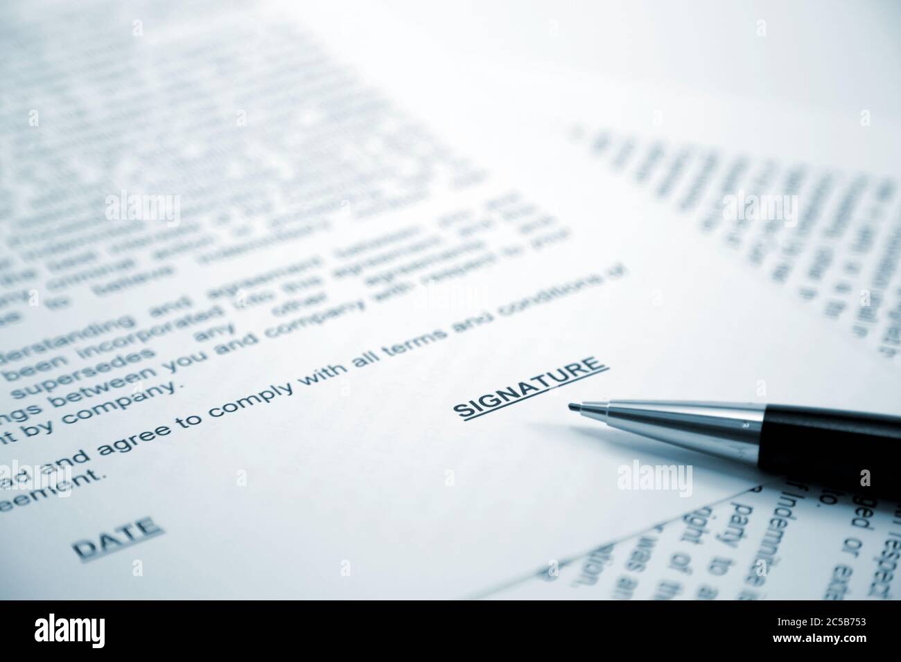 Contract signature hi-res stock photography and images - Alamy