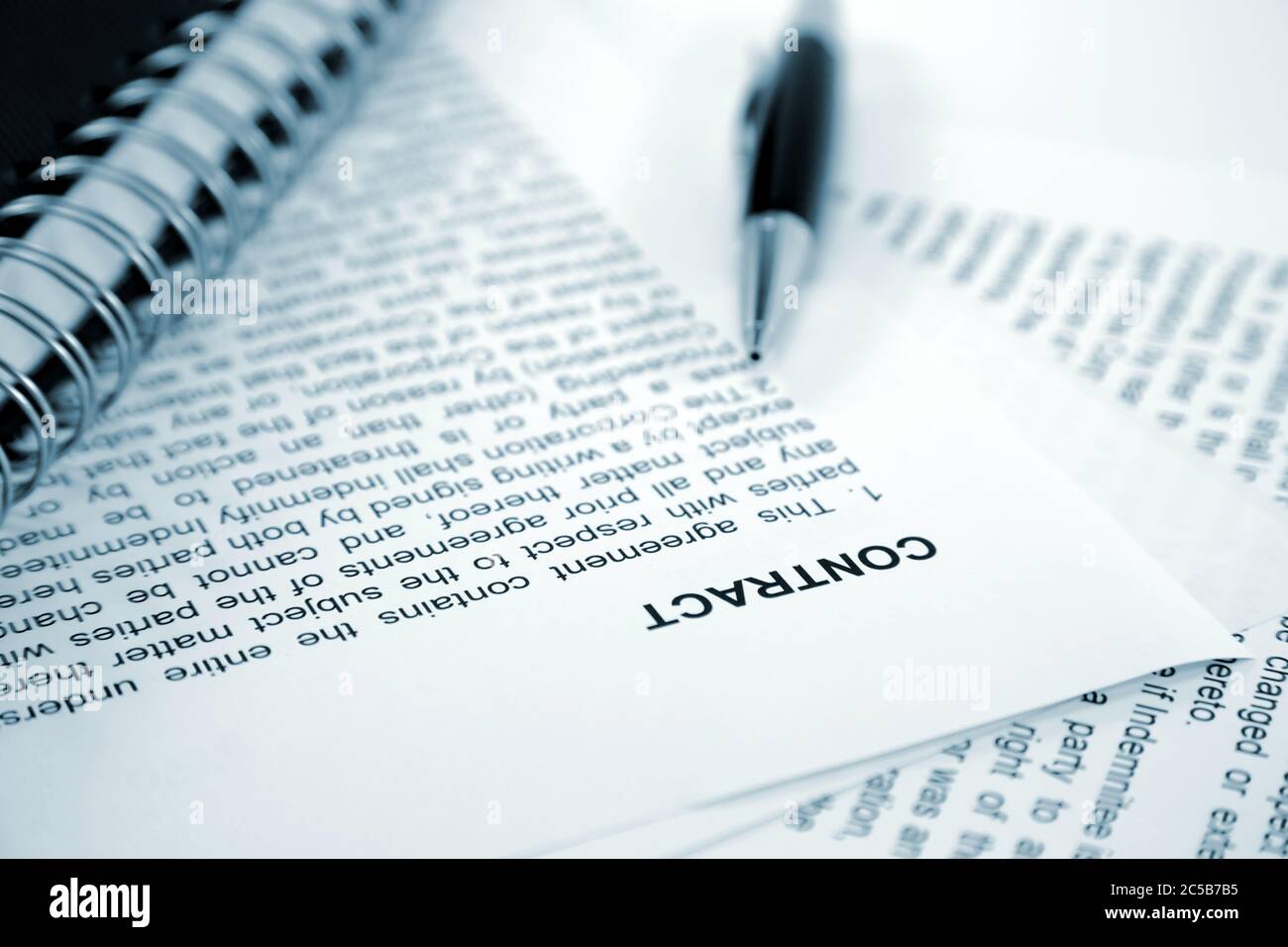 African hand signing legal document hi-res stock photography and images ...