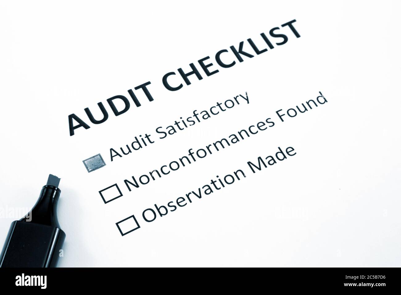Audit paper hi-res stock photography and images - Alamy