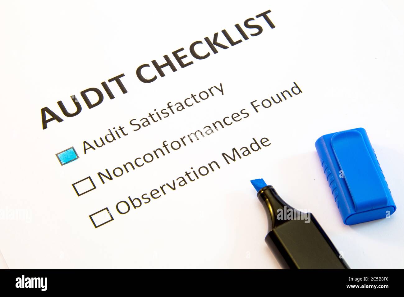Contract success deal hi-res stock photography and images - Alamy