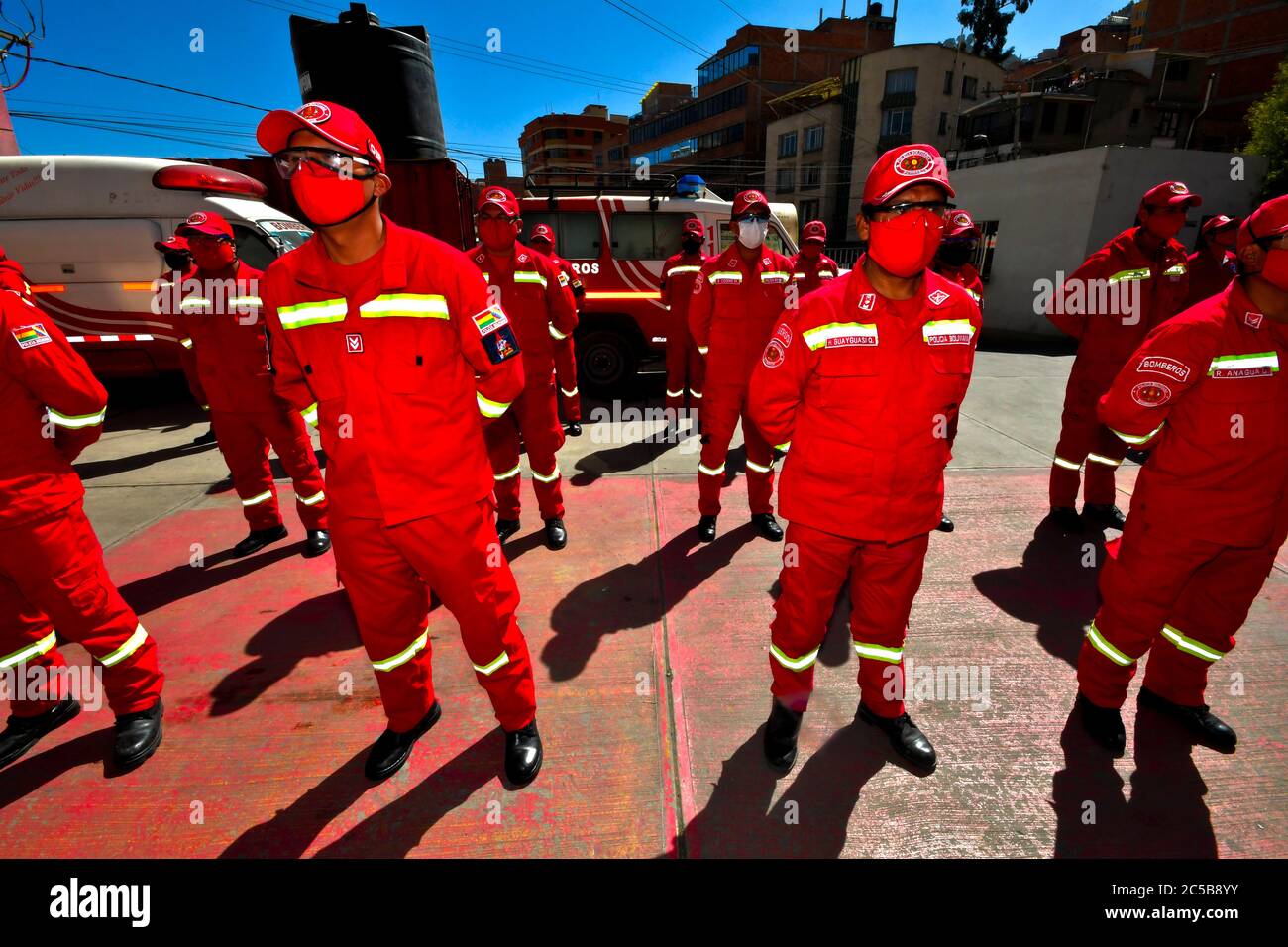 La Paz, LA PAZ, Bolivia. 1st July, 2020. Bolivian Police firefighters ...