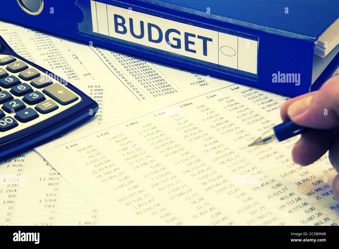 Finance management hi-res stock photography and images - Alamy