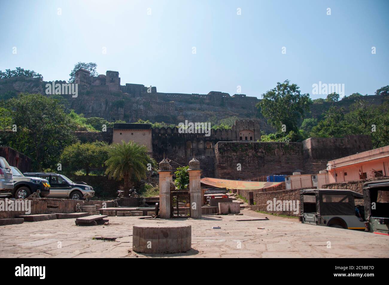 Ranthambore fort hi-res stock photography and images - Alamy