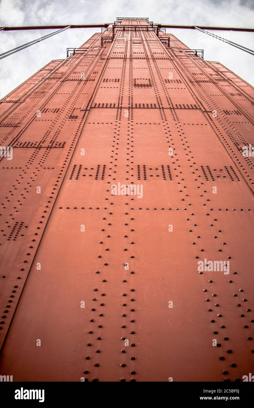 Bridge cables close up hi-res stock photography and images - Alamy