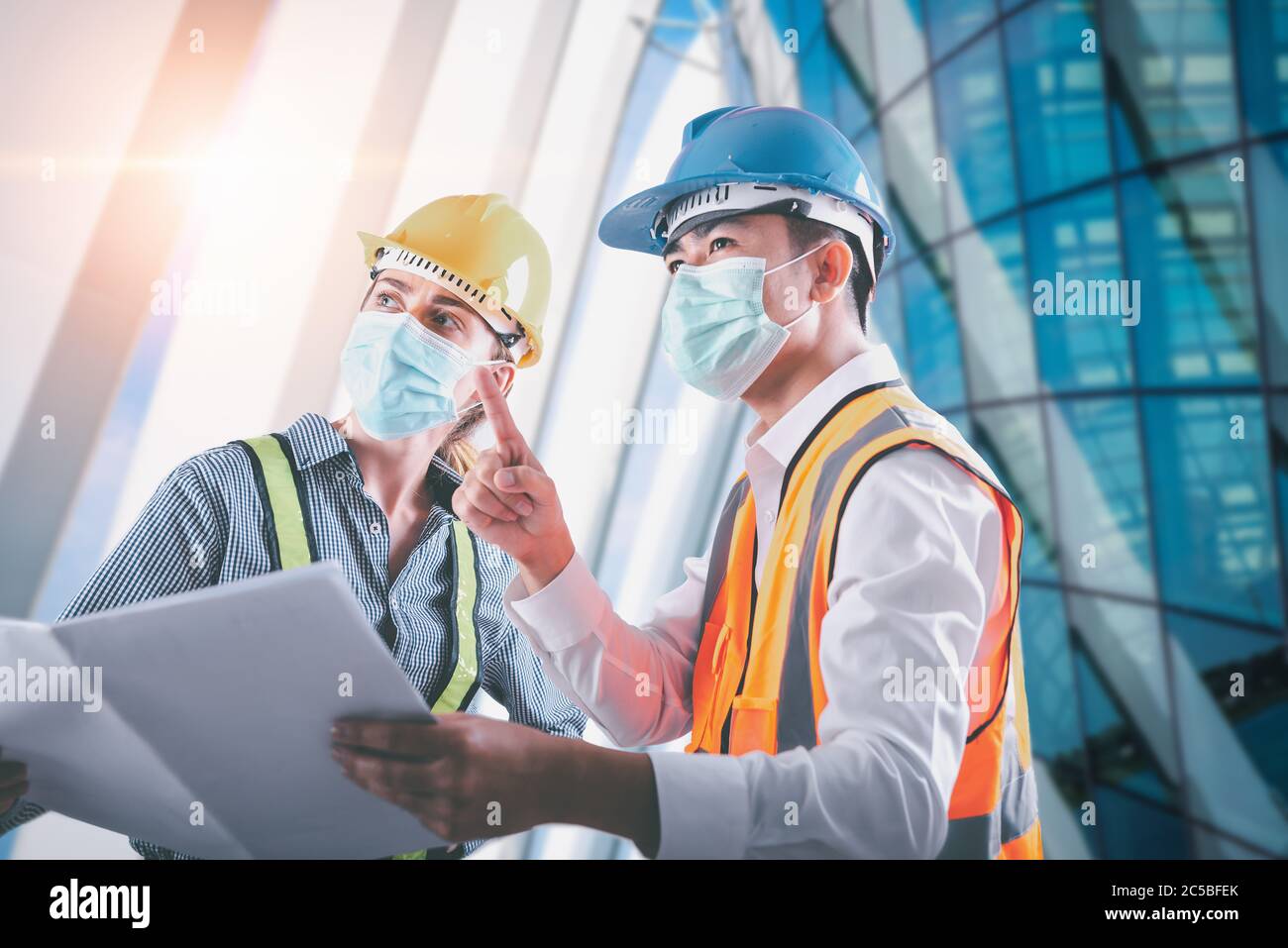 Engineering inspector hi-res stock photography and images - Alamy