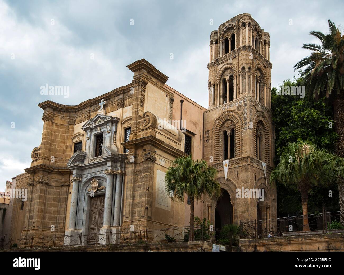 Arab norman architecture hi-res stock photography and images - Alamy