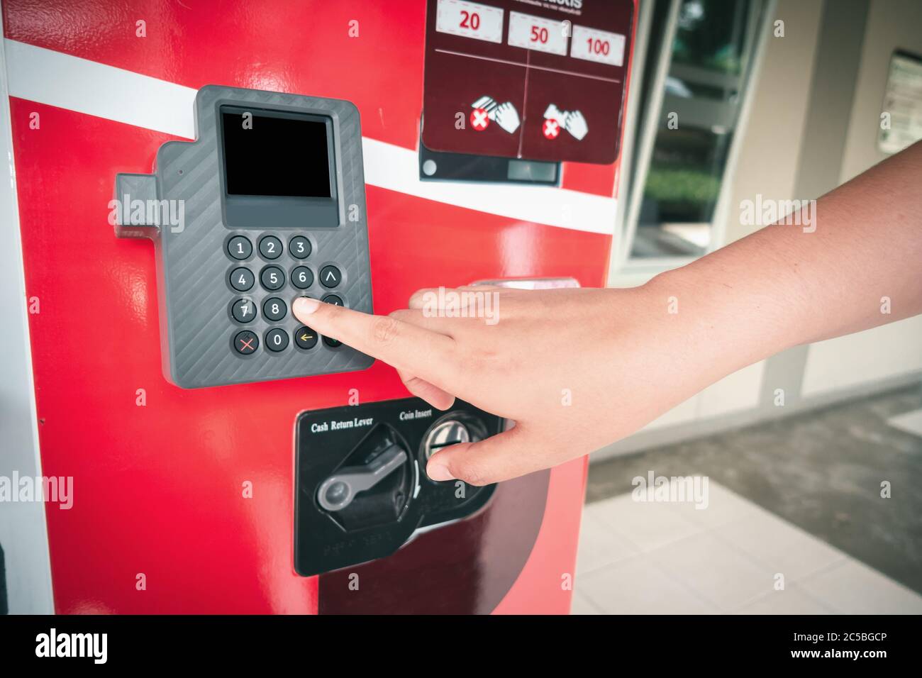 Number vending machine hi-res stock photography and images - Alamy