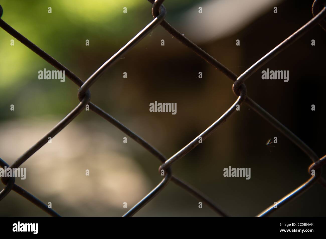Close up wire fence hi-res stock photography and images - Alamy