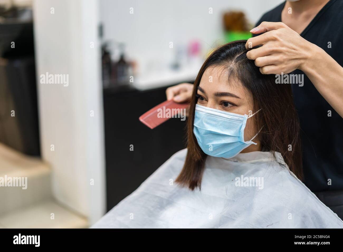 Chinese Hair Stylist High Resolution Stock Photography and Images - Alamy