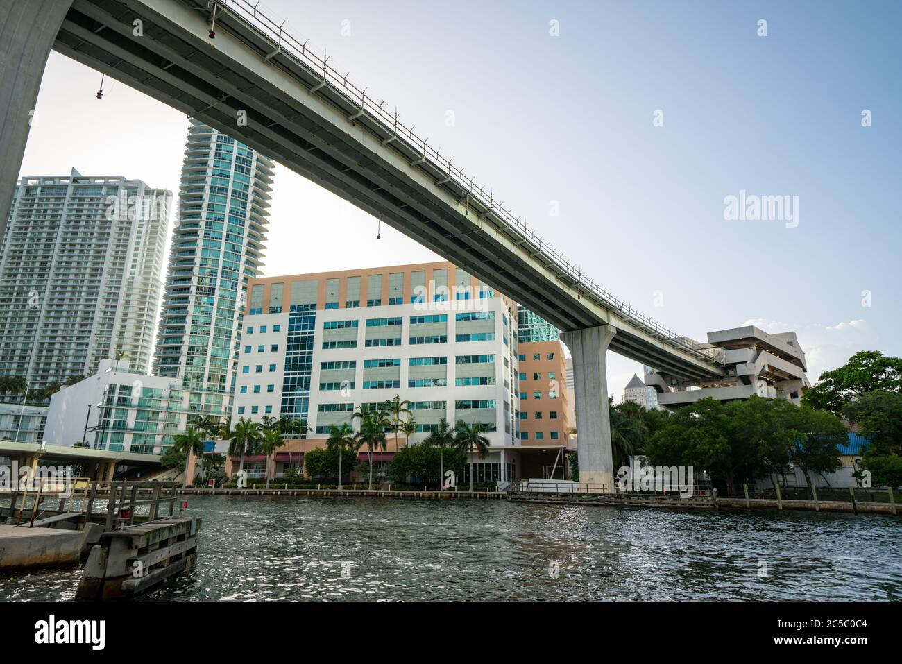 Miami metrorail hi-res stock photography and images - Alamy