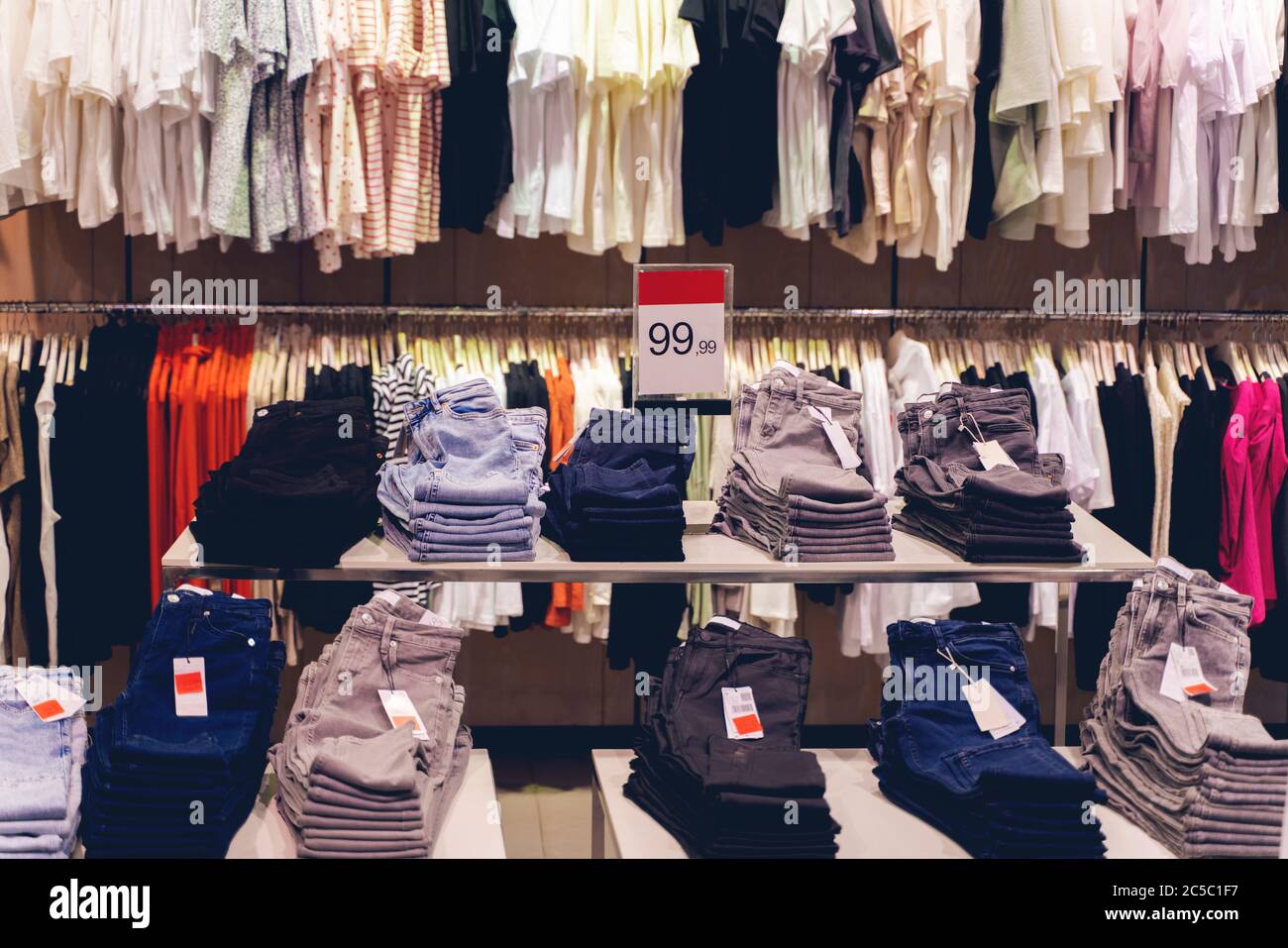 Sign discount retail billboard hi-res stock photography and images - Alamy