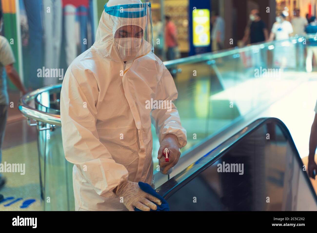 Mall cleaning hi-res stock photography and images - Alamy