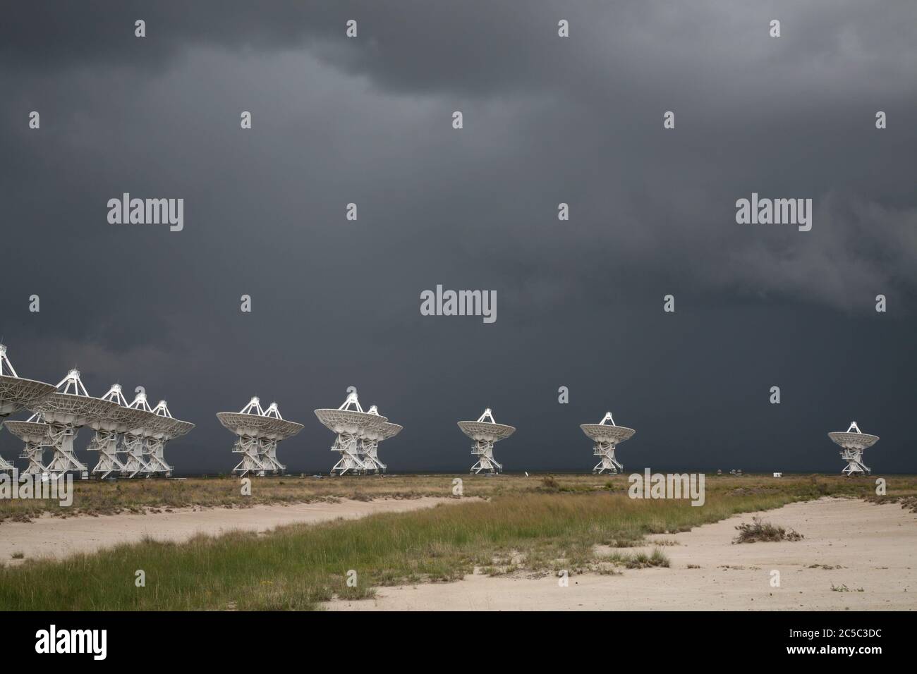 Storm large hi-res stock photography and images - Alamy