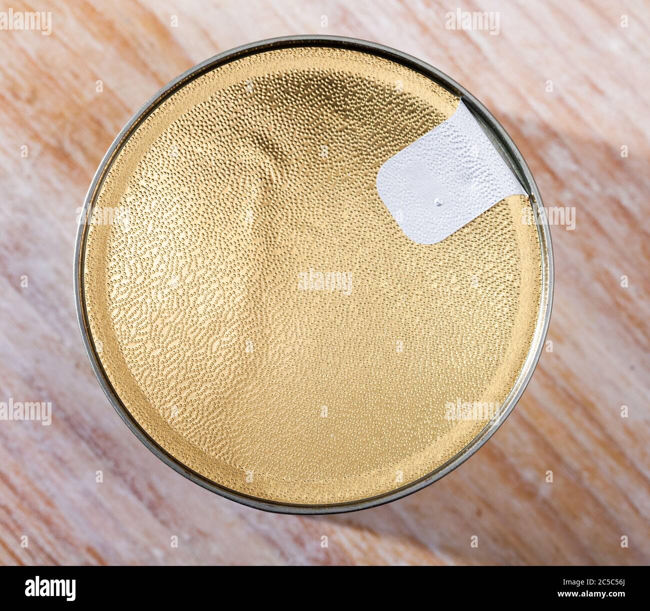 Unlabelled tin can hi-res stock photography and images - Alamy
