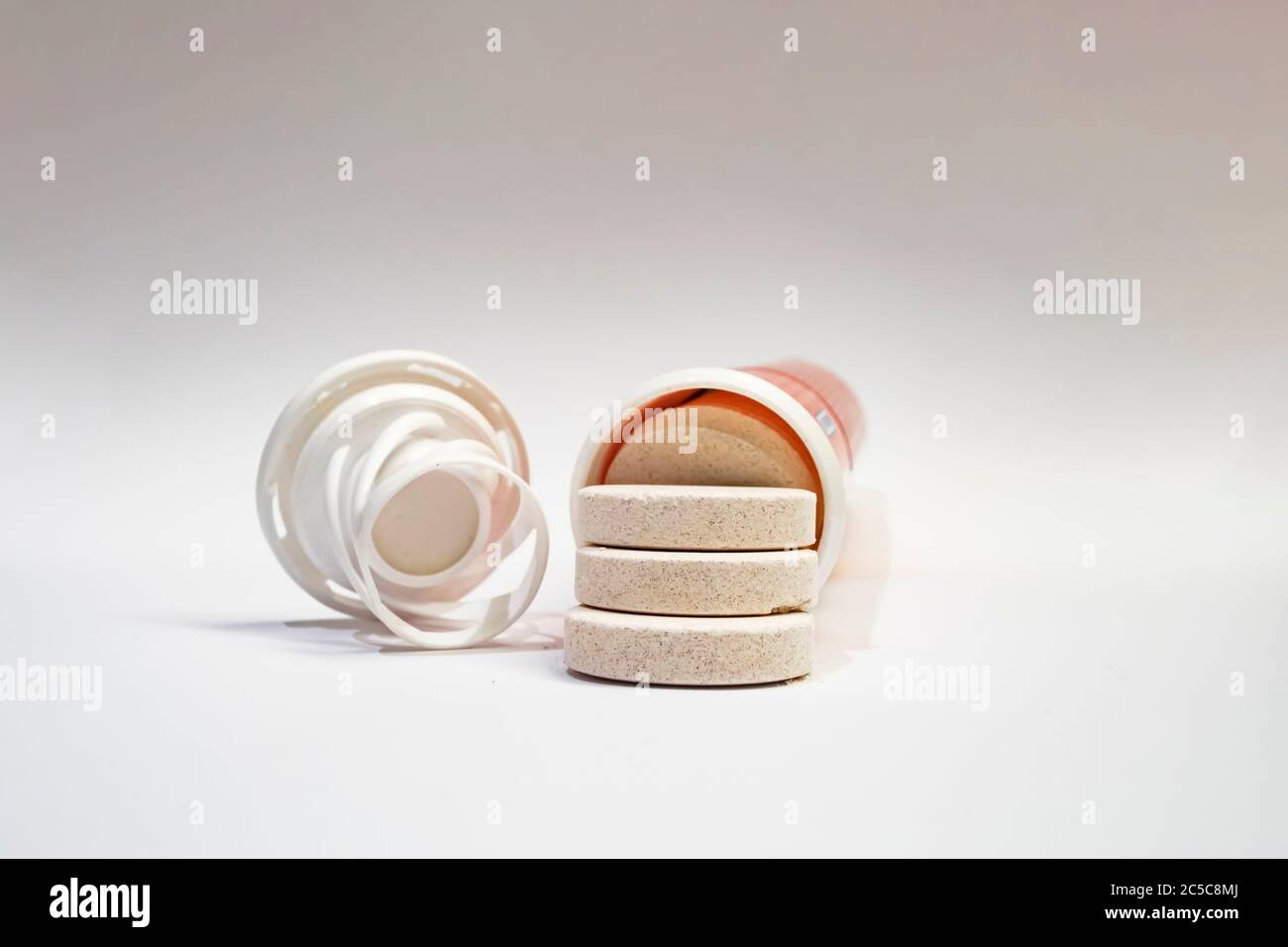 Round effervescent tablets hi-res stock photography and images - Alamy