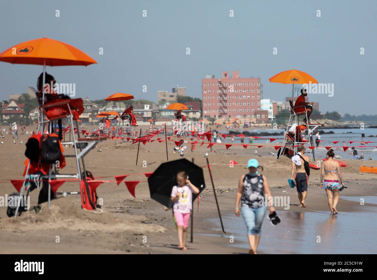 Lifeguards from united states hi-res stock photography and images - Alamy