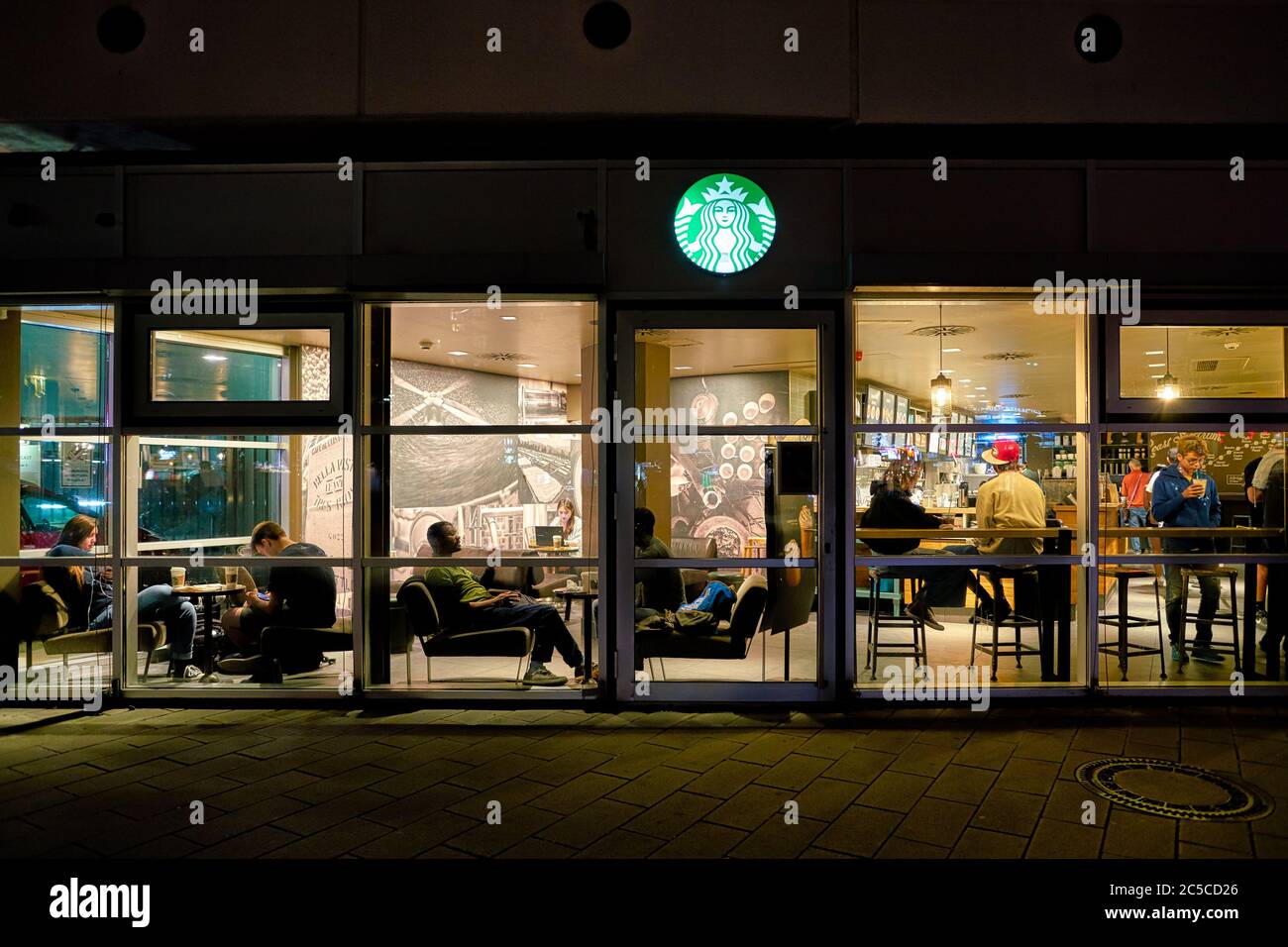 Starbucks coffee shop berlin germany hi-res stock photography and ...