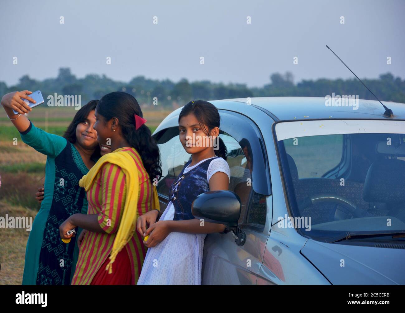 Teenage girls standing outdoors hi-res stock photography and images - Alamy