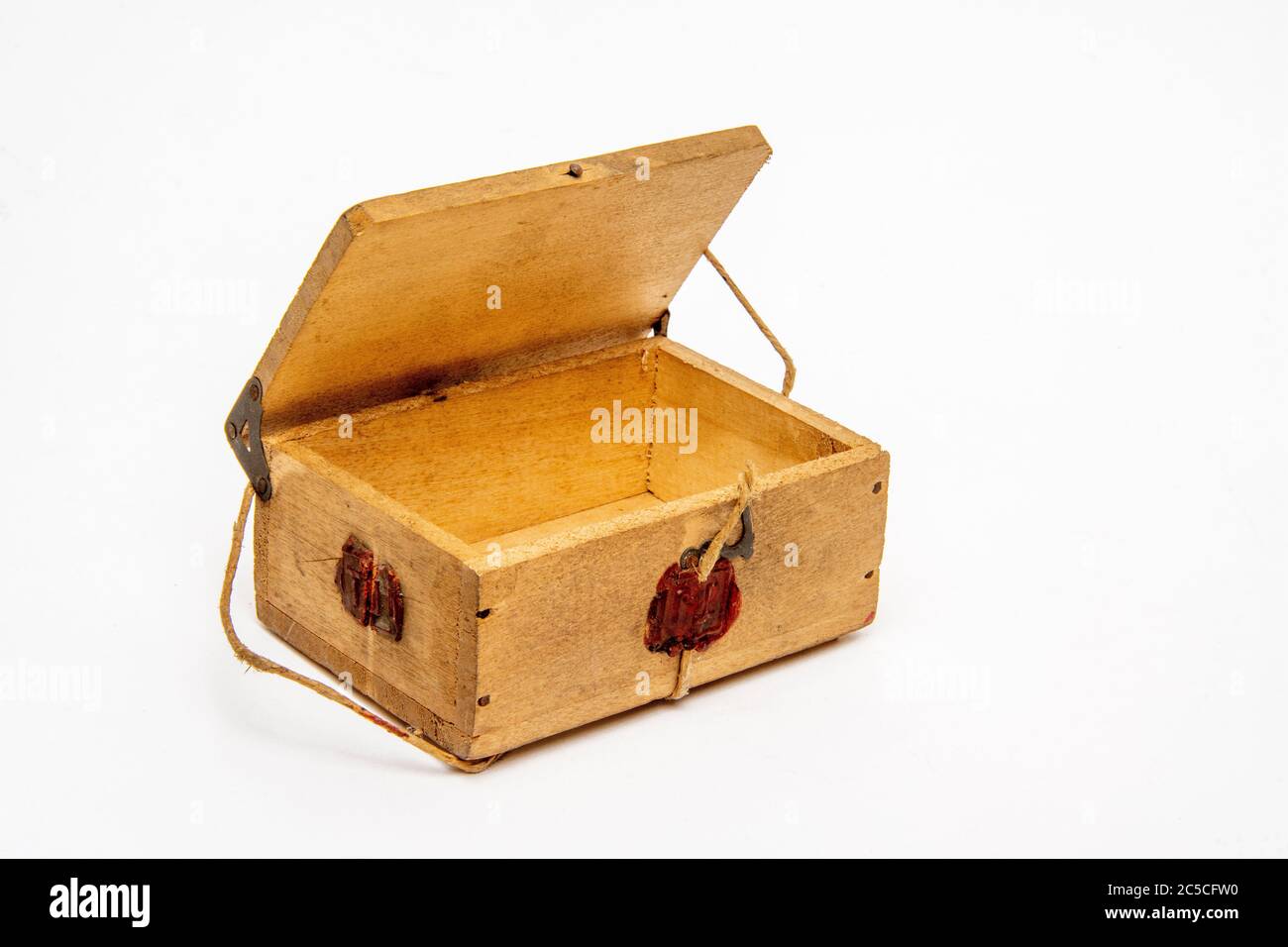 Rustic Wooden Storage Box With Hinged Lid and Decorative Handle for ...