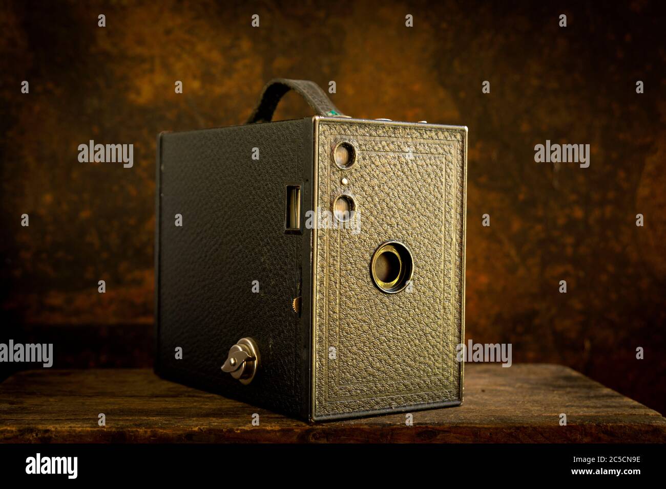 Old camera hi-res stock photography and images - Alamy