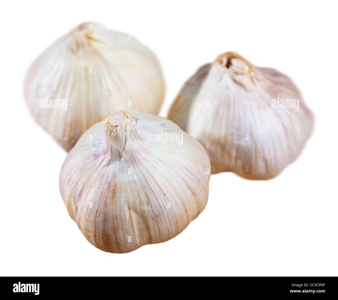 Raw organic whole bulbs of garlic. Isolated over white background Stock ...