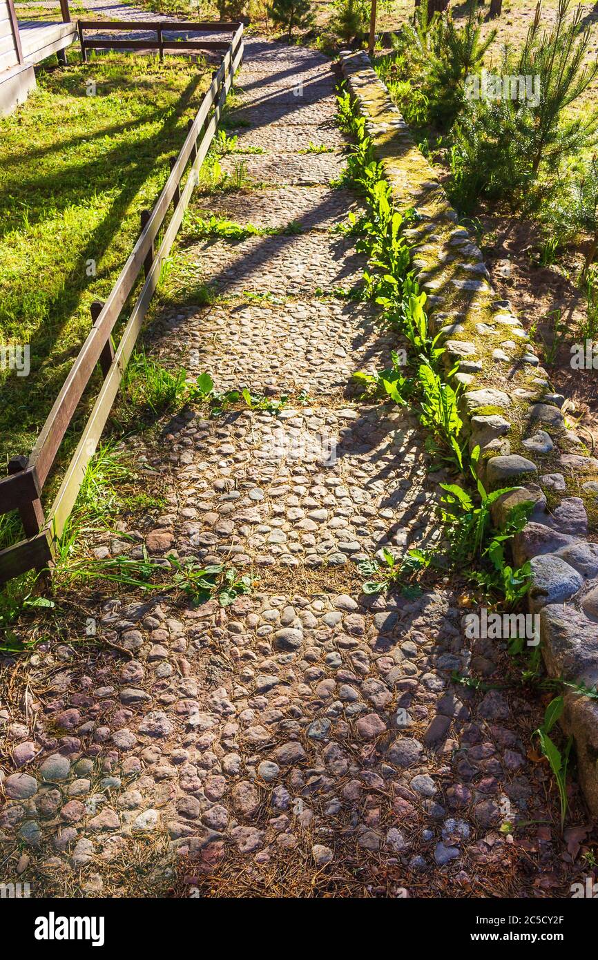 Garden pavers path walkway landscaping hi-res stock photography and ...