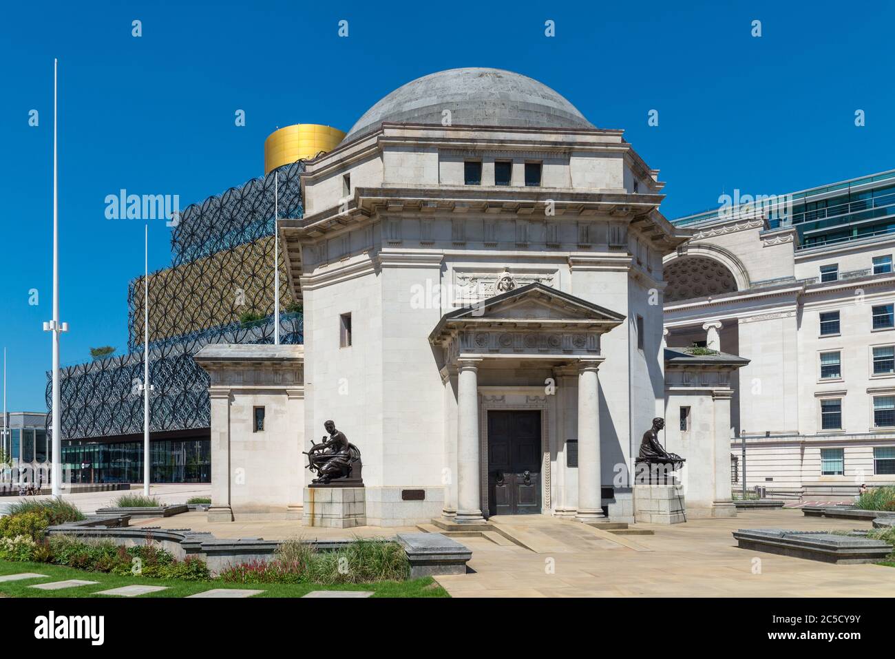Hall of Memory and Library of Birmingham in Centenary Square in Birmingham city centre, UK Stock ...