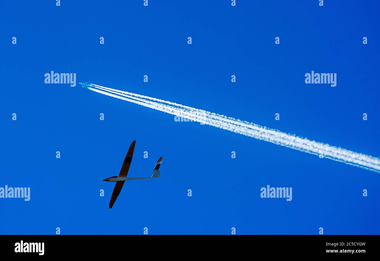Flying Plane Contrast High Resolution Stock Photography and Images - Alamy